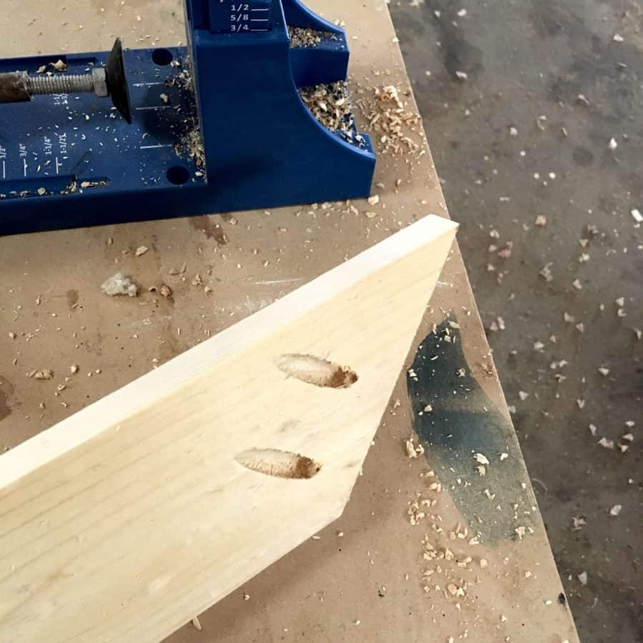 Craft: Displaying Student Artwork In The Classroom